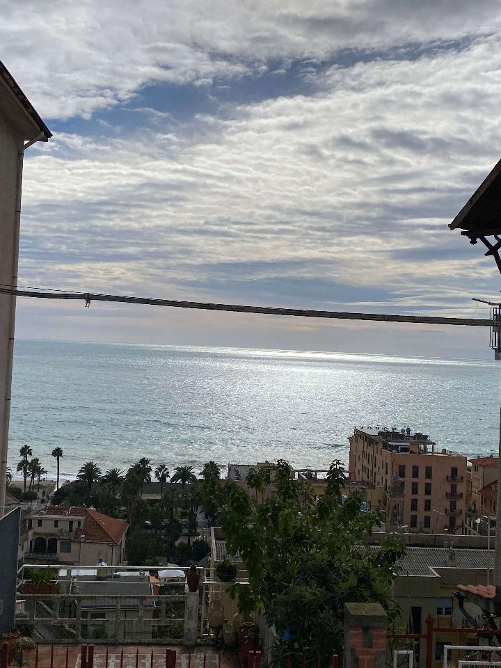 Appartamento in vendita a Finale Ligure