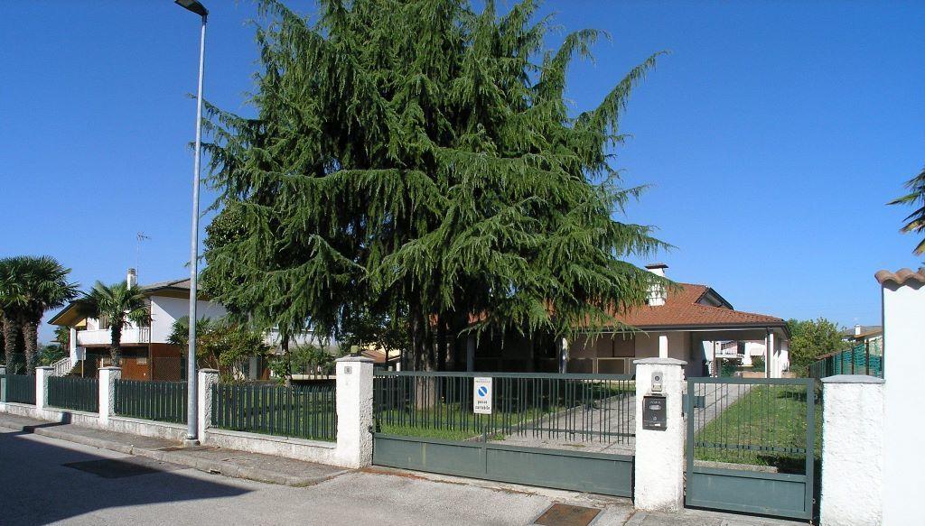 Villa in vendita a Precenicco