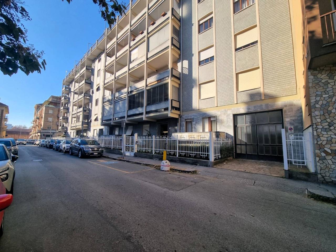 Box in vendita a Alessandria