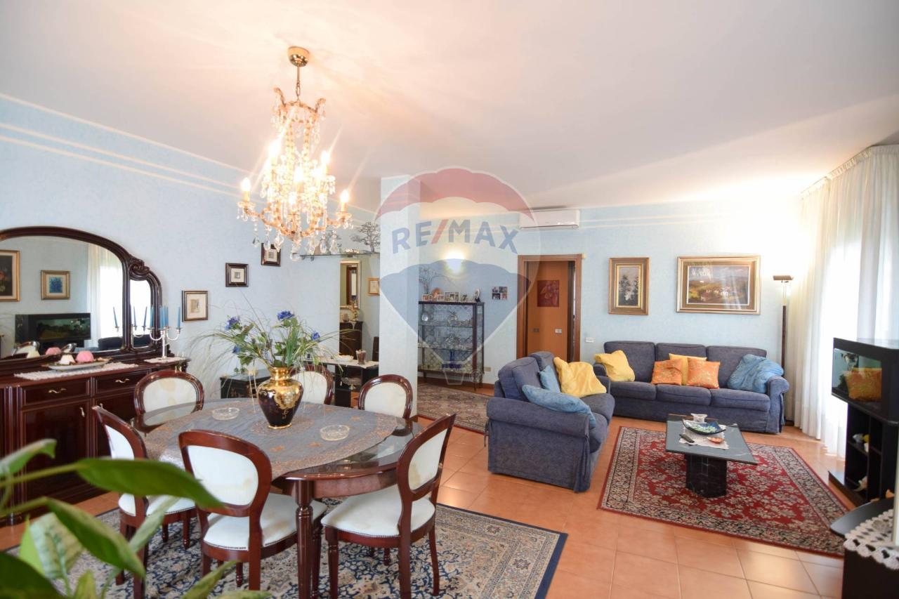 Appartamento in vendita a Peschiera Borromeo