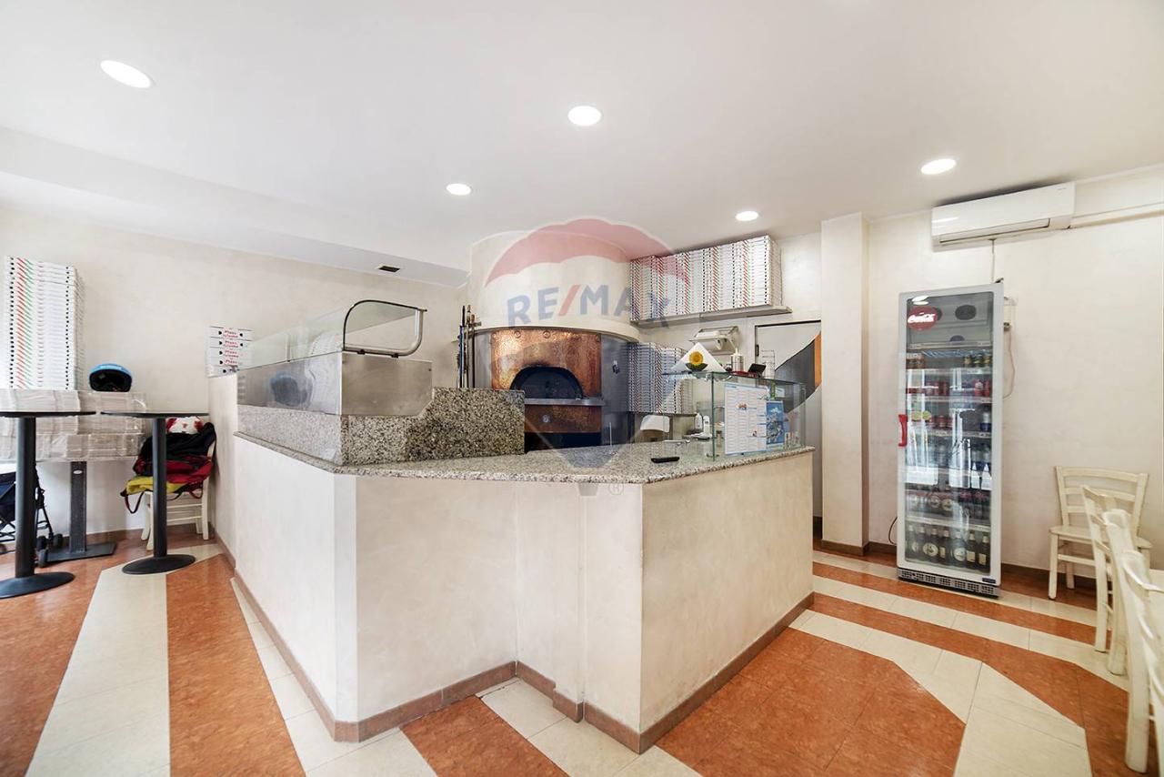 Negozio in vendita a Cinisello Balsamo