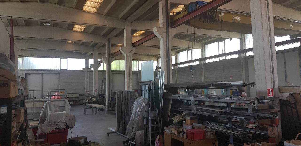 Capannone in affitto a Merlino