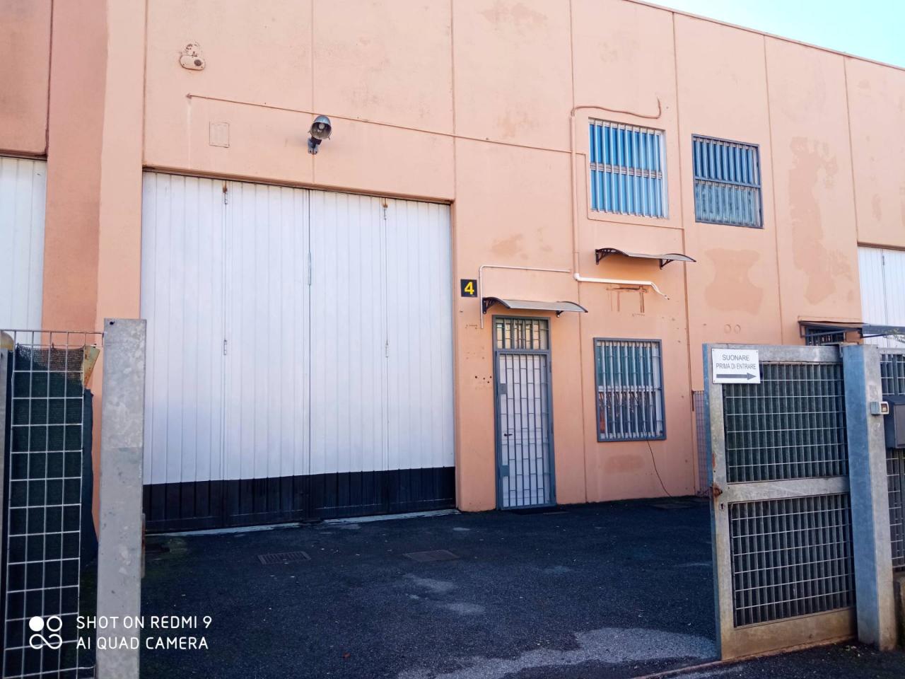 Capannone in affitto a Vignate