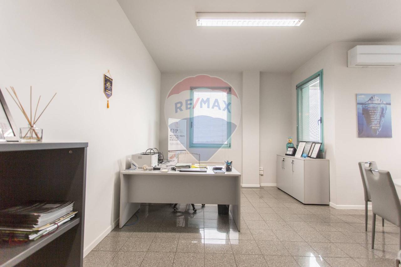 Ufficio in vendita a Fidenza