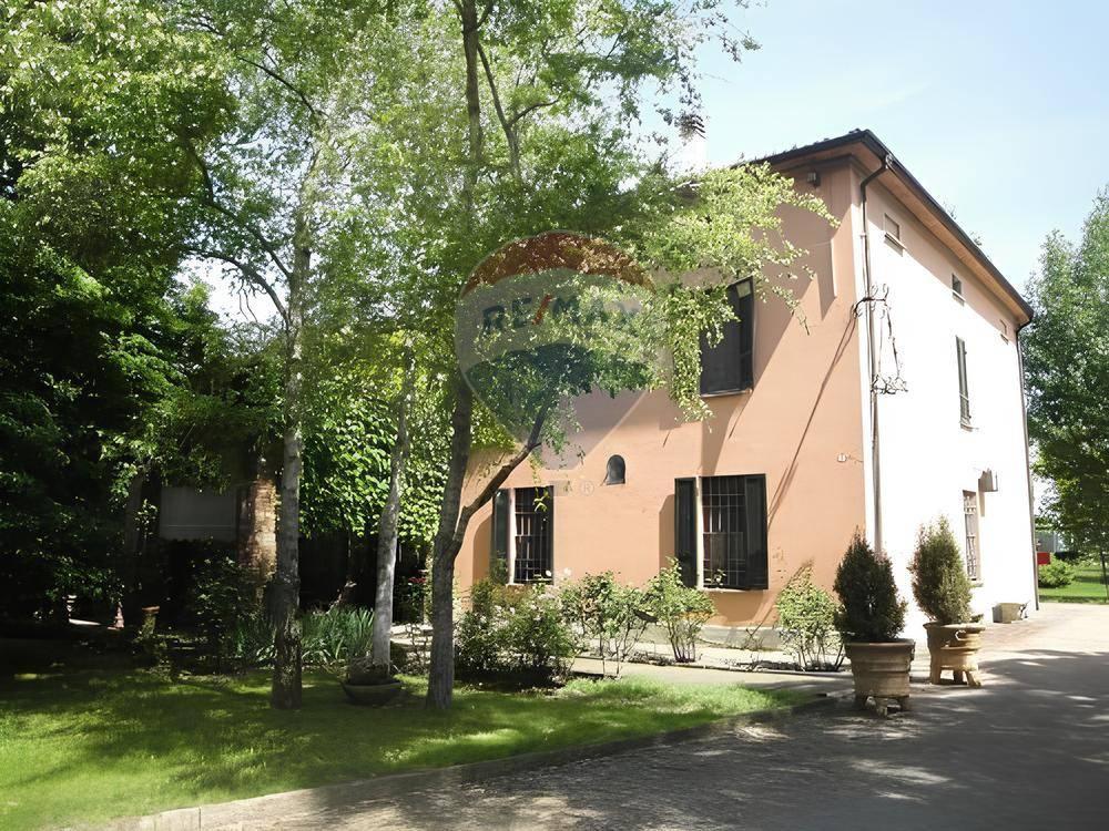 Villa in vendita a Busseto