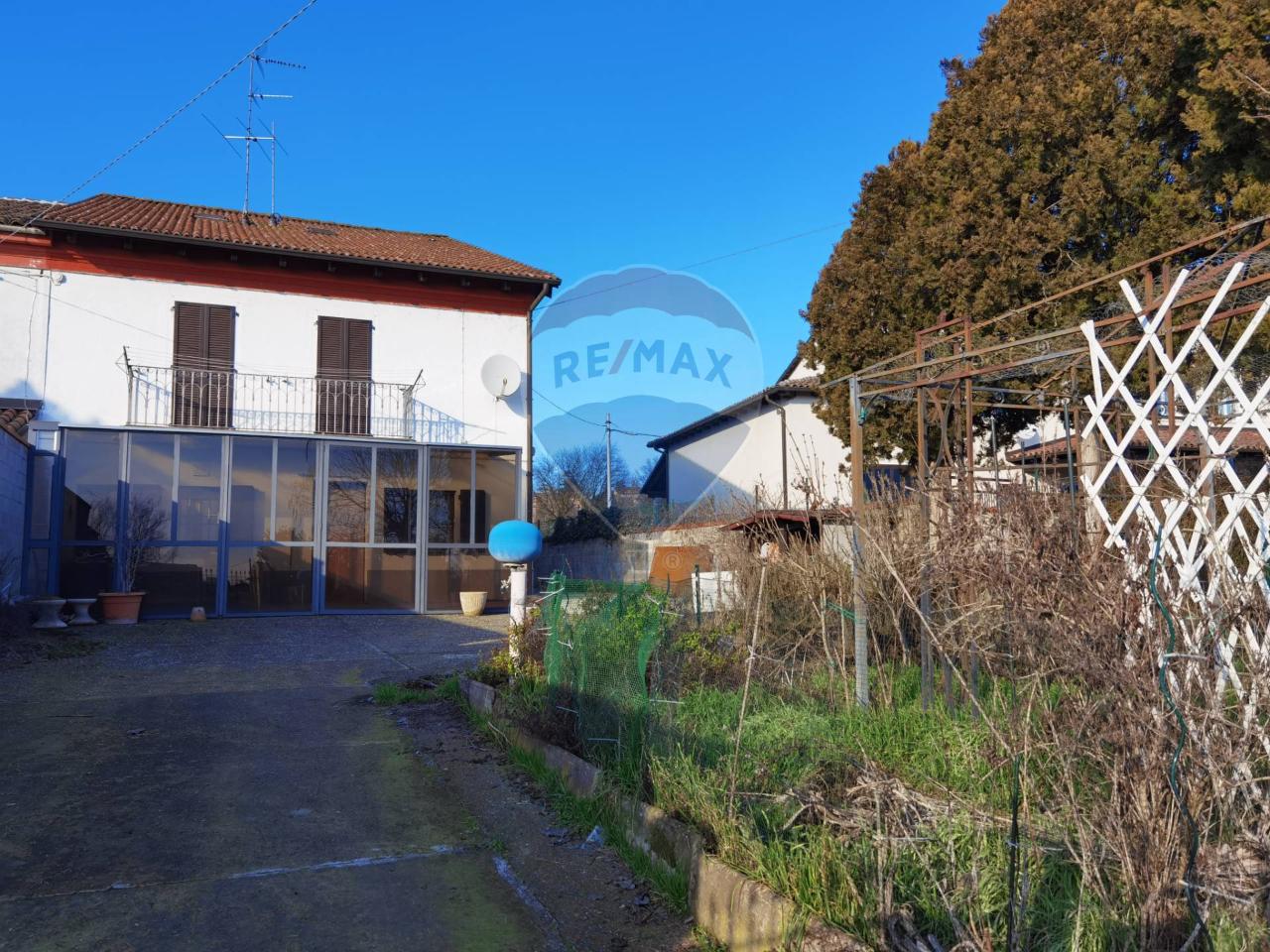 Casa indipendente in vendita a Alessandria