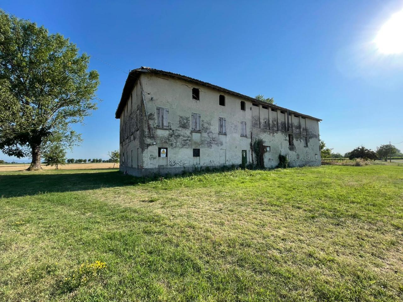 Rustico in vendita a Poviglio