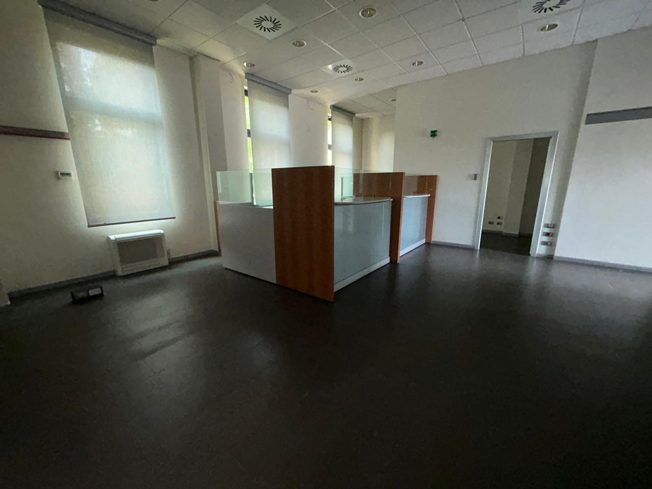 Negozio in vendita a Brescello