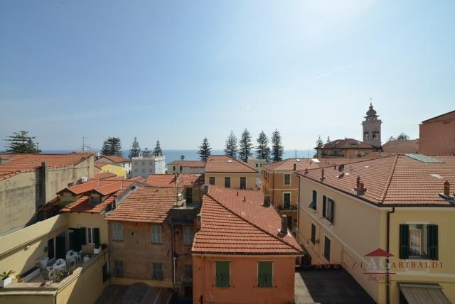 Appartamento in vendita a Bordighera