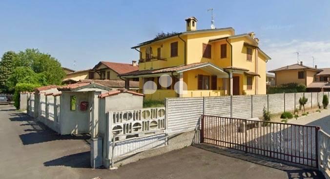 Appartamento in vendita a Casaletto Ceredano