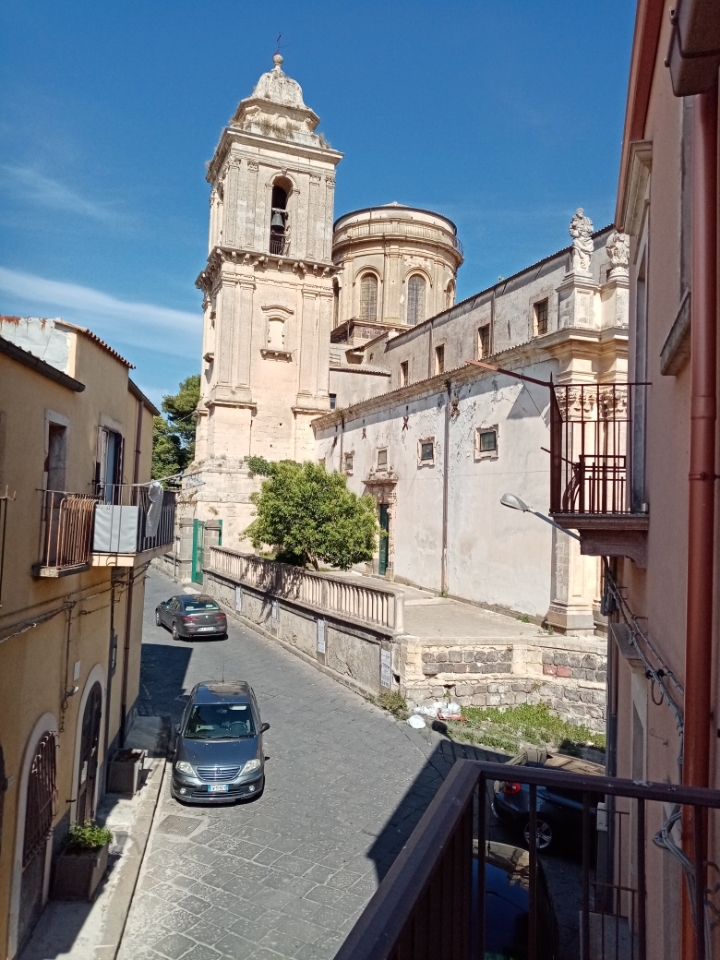 Casa indipendente in vendita a Vizzini