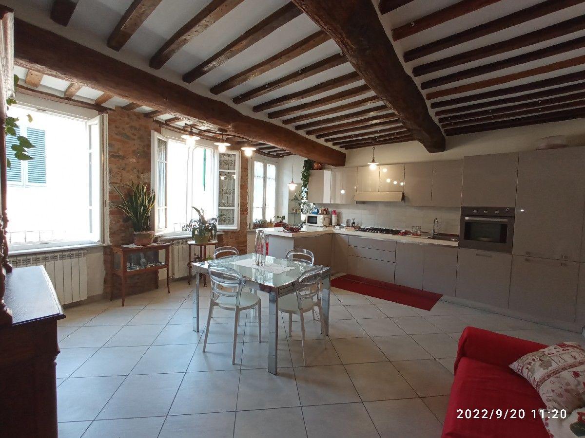 Appartamento in vendita a Camaiore