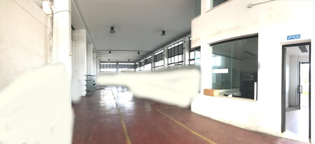 Capannone in vendita a Cesena