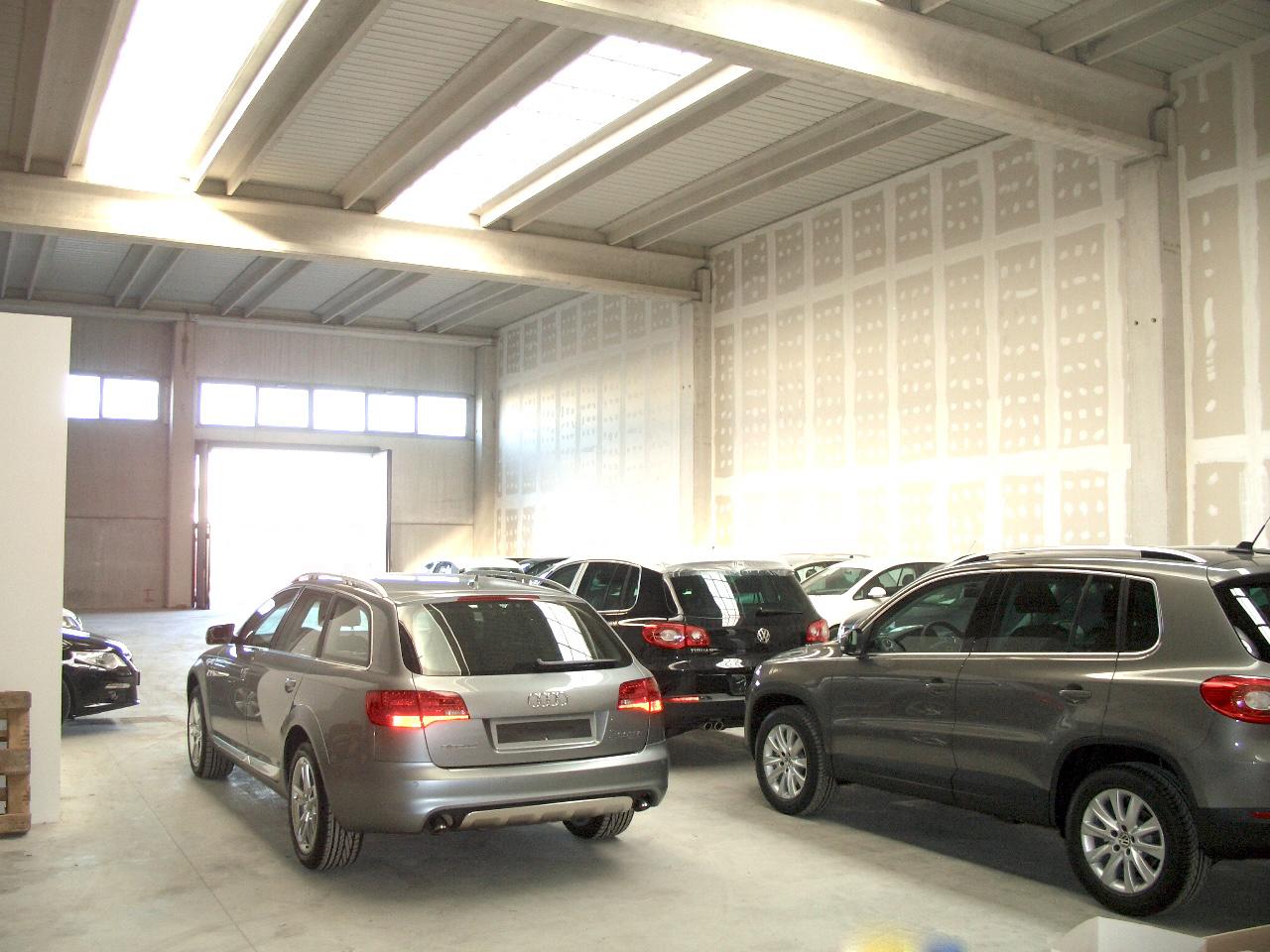 Capannone in vendita a Cervia