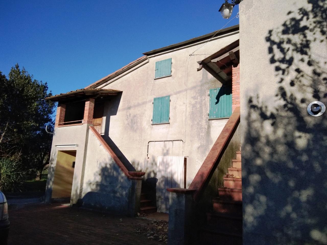 Casa indipendente in vendita a Santo Stefano Di Magra