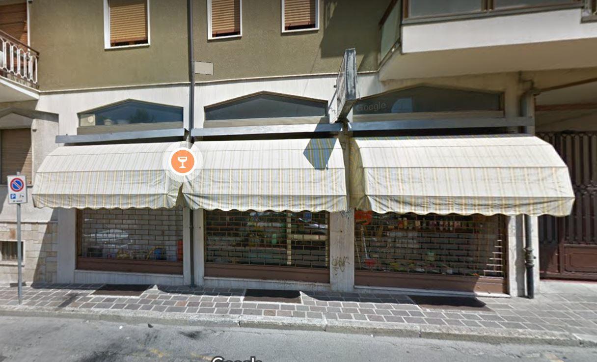 Negozio in affitto a Stradella