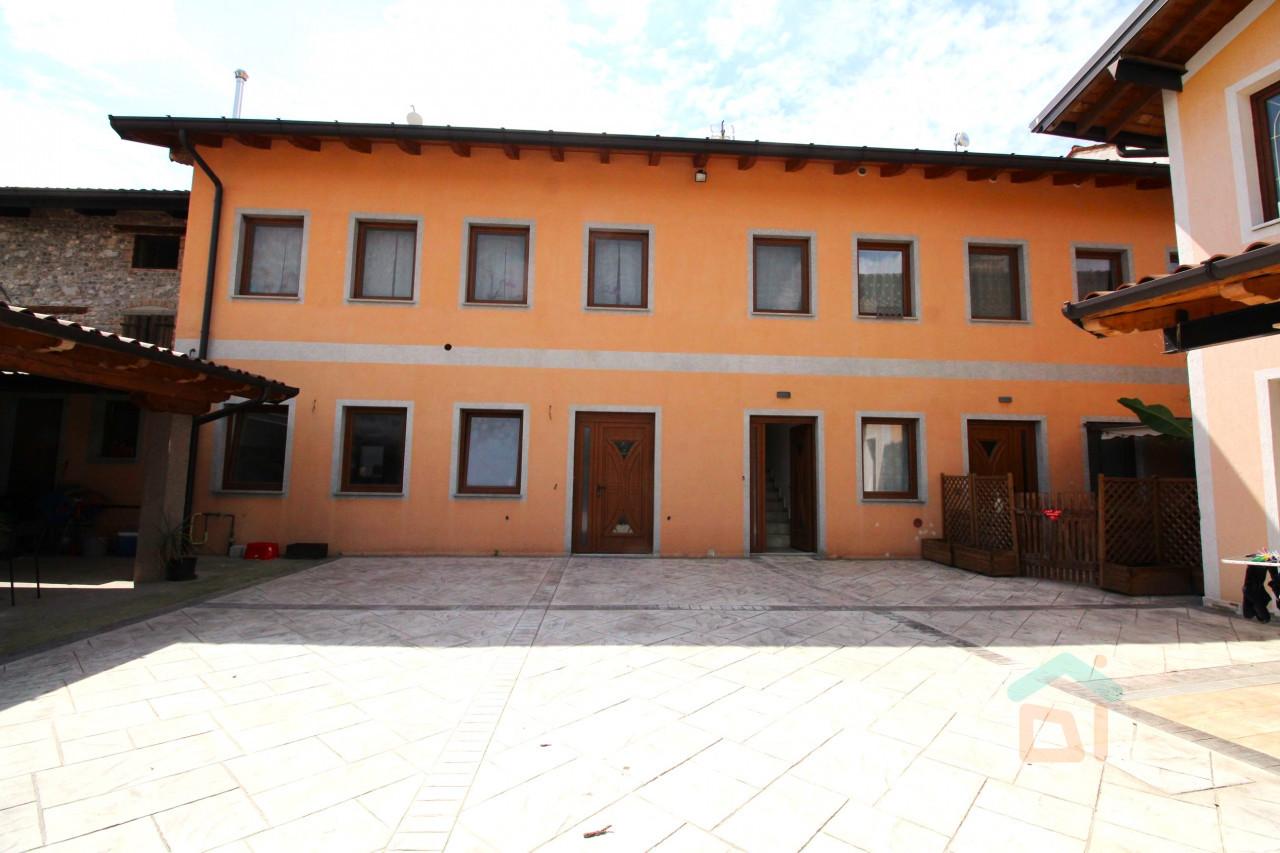 Appartamento in vendita a Santa Maria La Longa