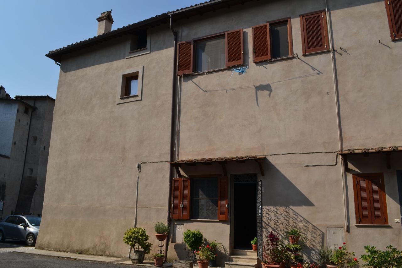 Appartamento in vendita a Sambuci