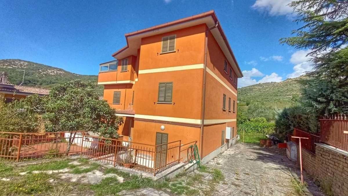 Appartamento in vendita a San Polo Dei Cavalieri