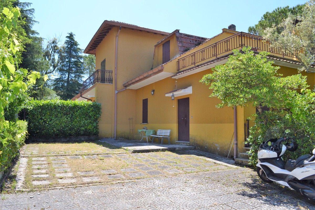 Villa in vendita a Cineto Romano