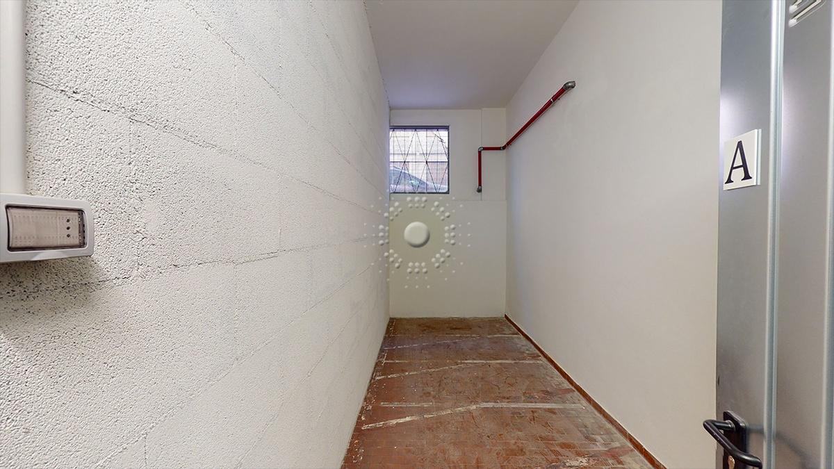 Magazzino in vendita a Firenze