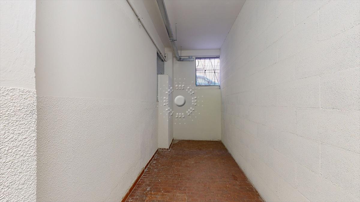 Magazzino in vendita a Firenze