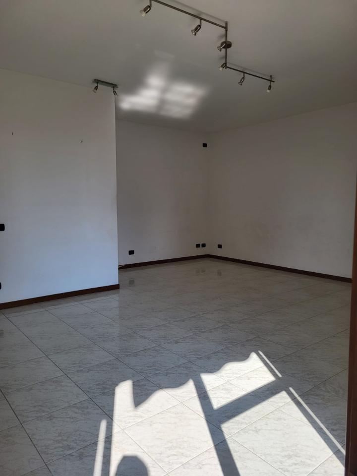 Appartamento in vendita a Linarolo