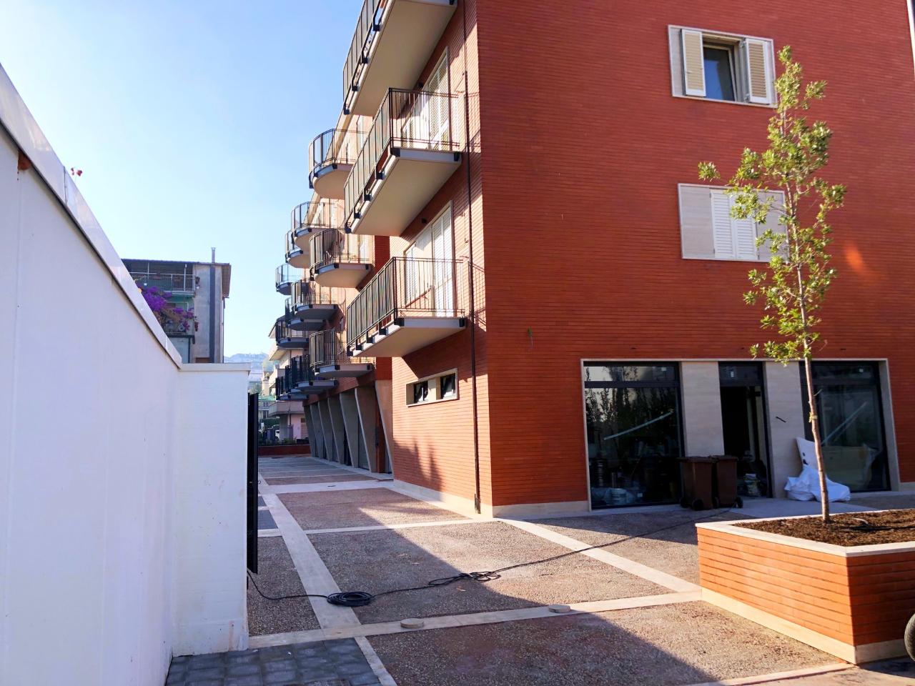 Locale commerciale in vendita a San Benedetto Del Tronto