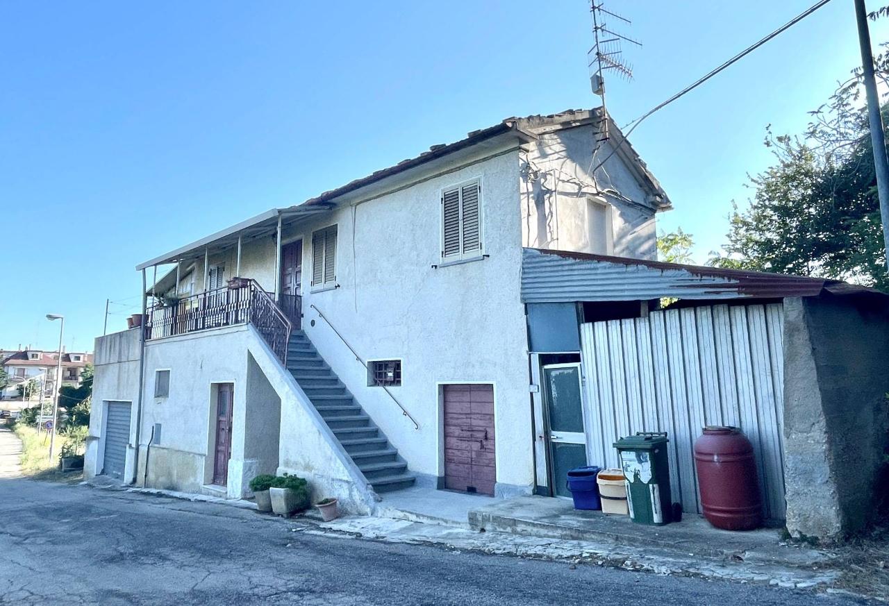 Casa indipendente in vendita a Monsampolo Del Tronto