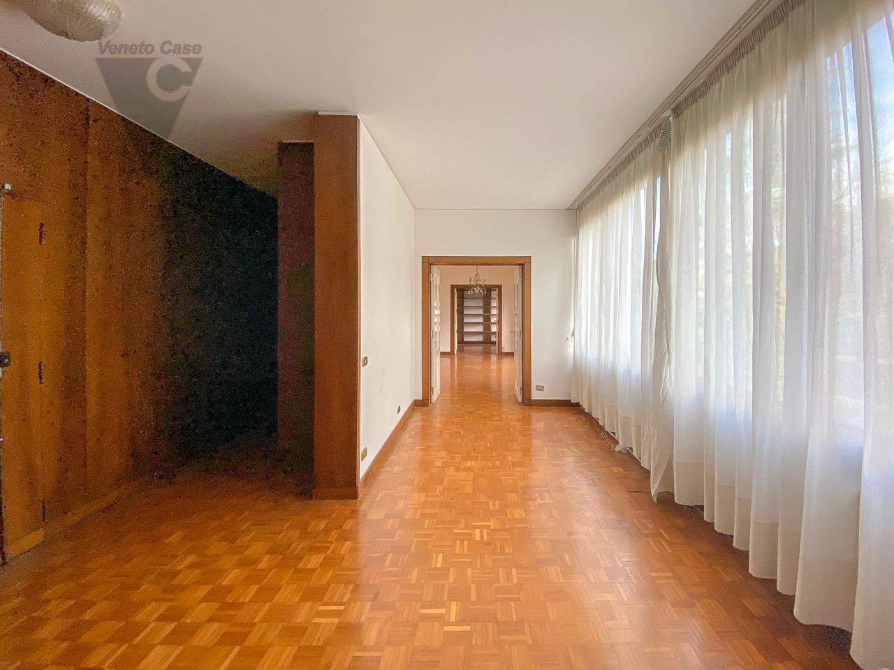 Appartamento in vendita a Padova