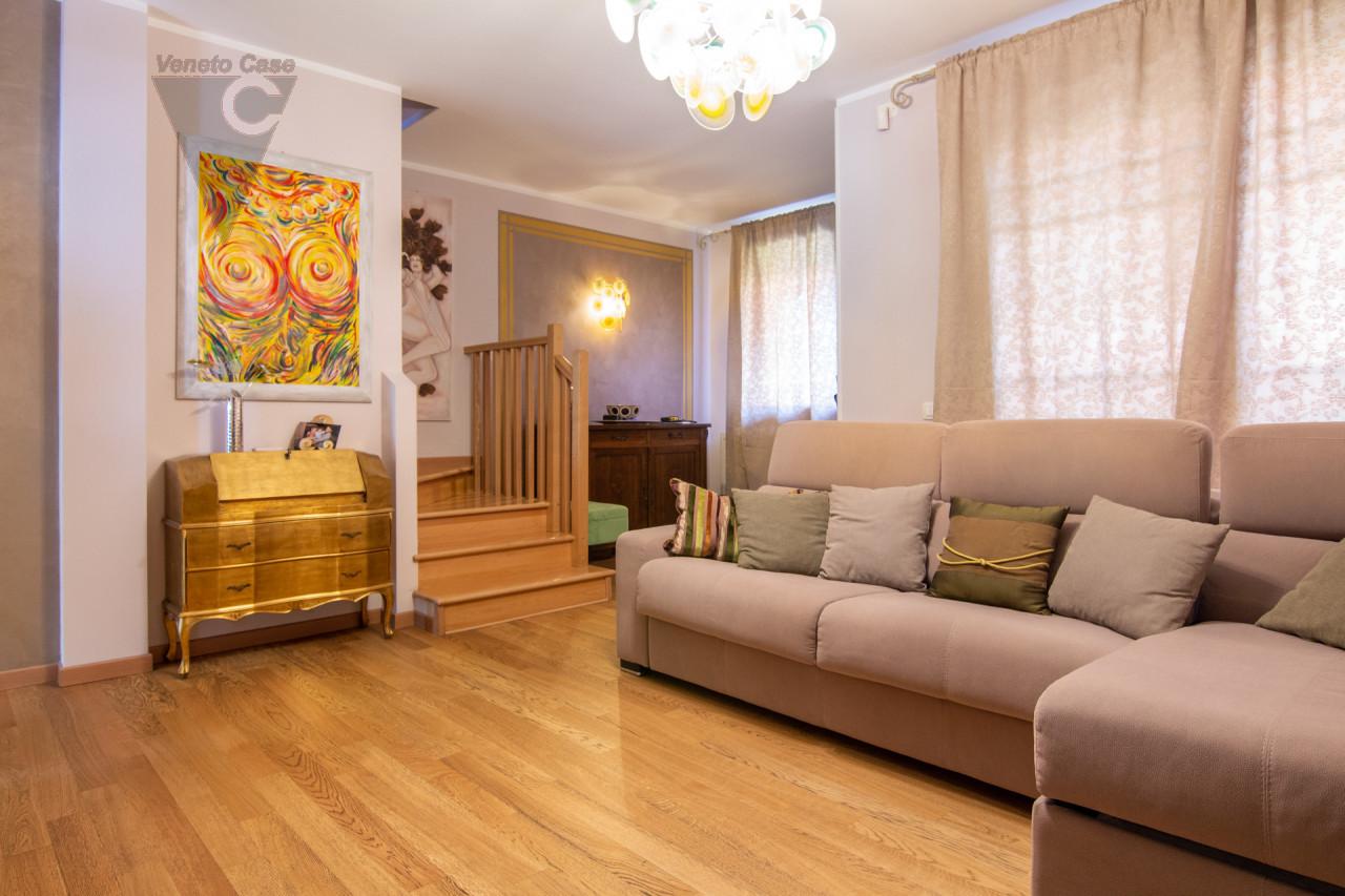 Villa in vendita a Legnaro