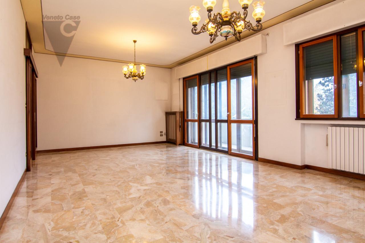 Appartamento in vendita a Padova