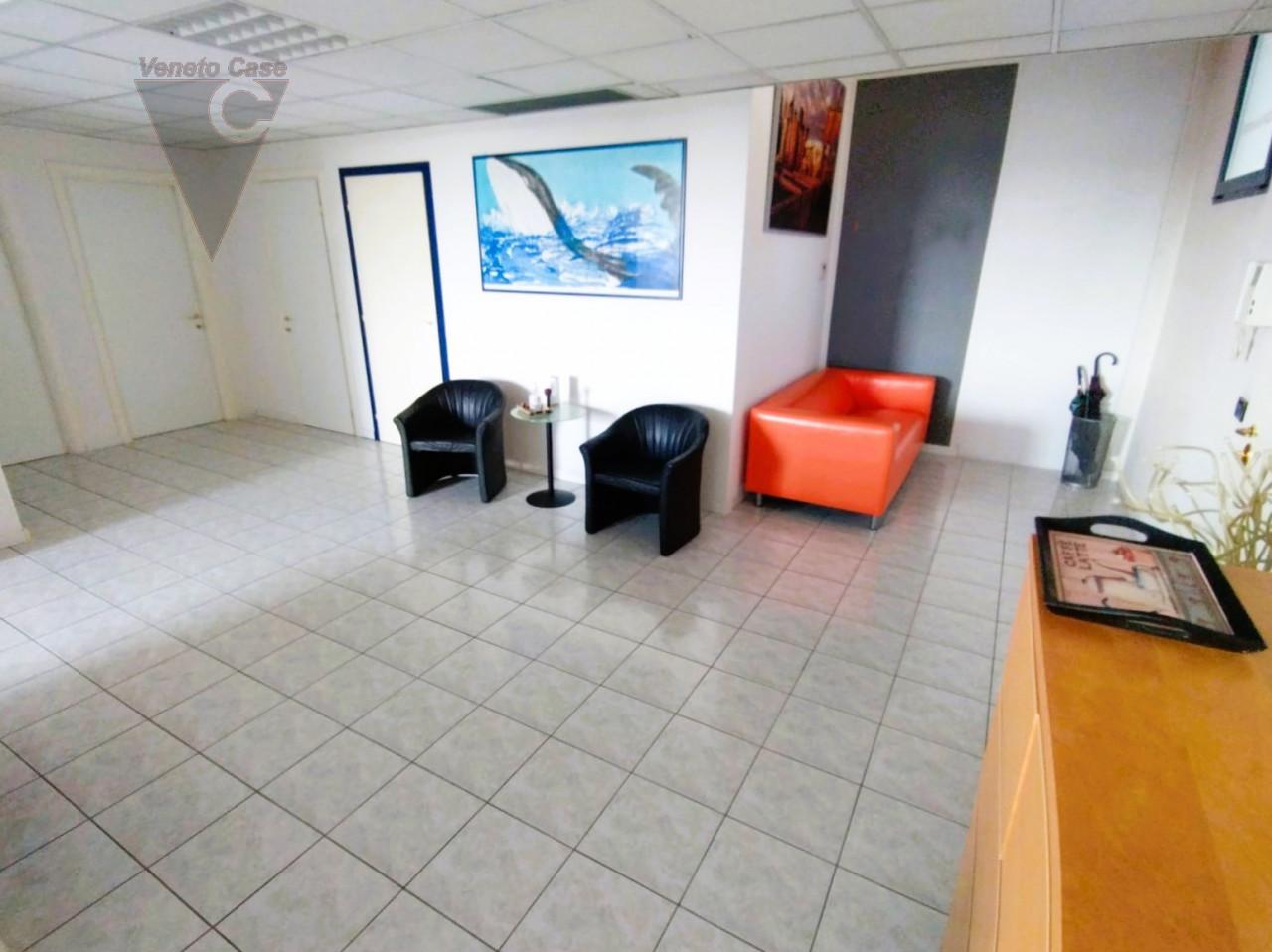 Ufficio in affitto a Noventa Padovana