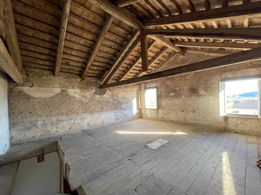 Rustico in vendita a Montebelluna