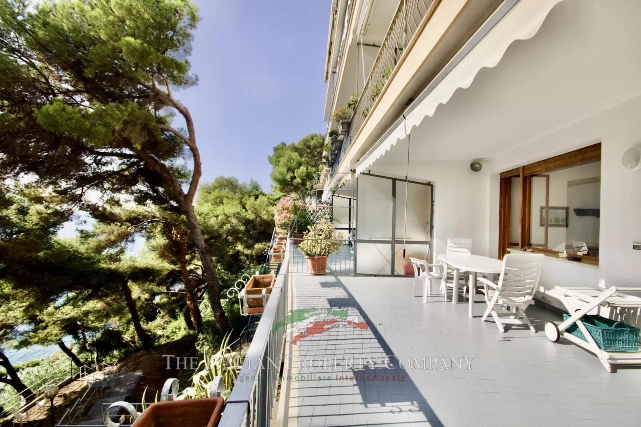 Appartamento in vendita a Cervo