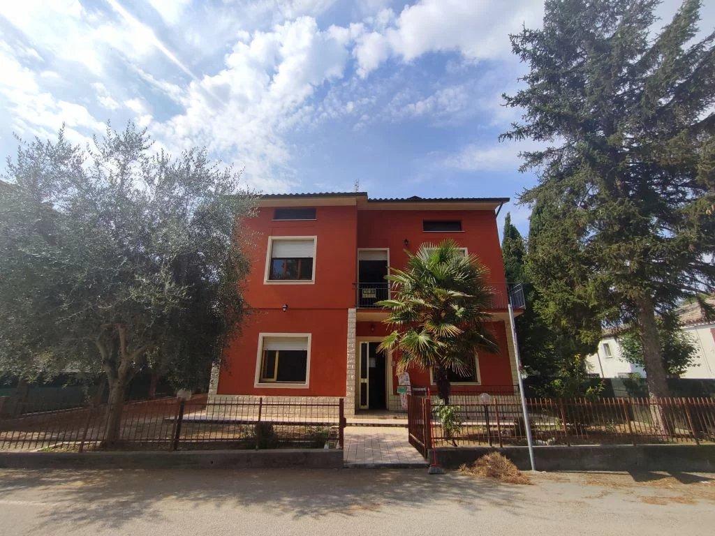 Casa indipendente in vendita a Sant'Ippolito