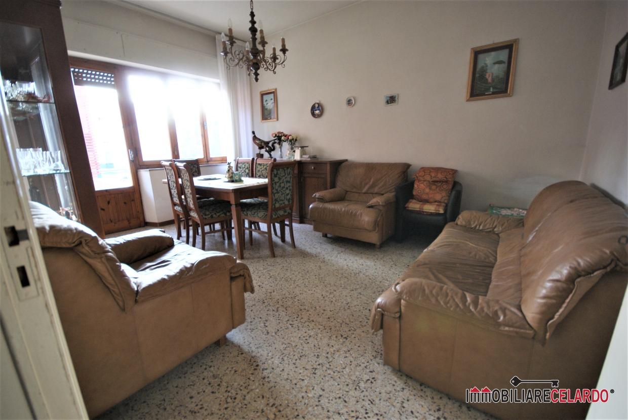 Appartamento in vendita a Colle Di Val D'Elsa