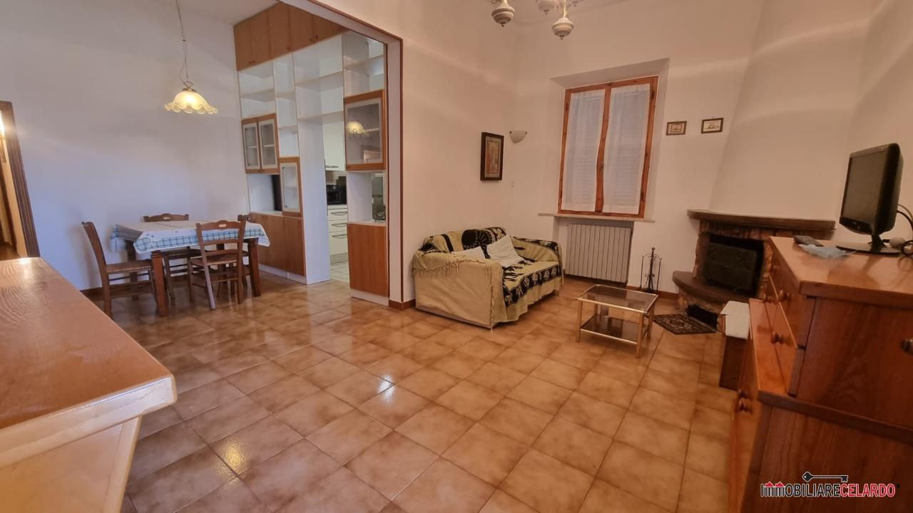 Appartamento in vendita a Casole D'Elsa