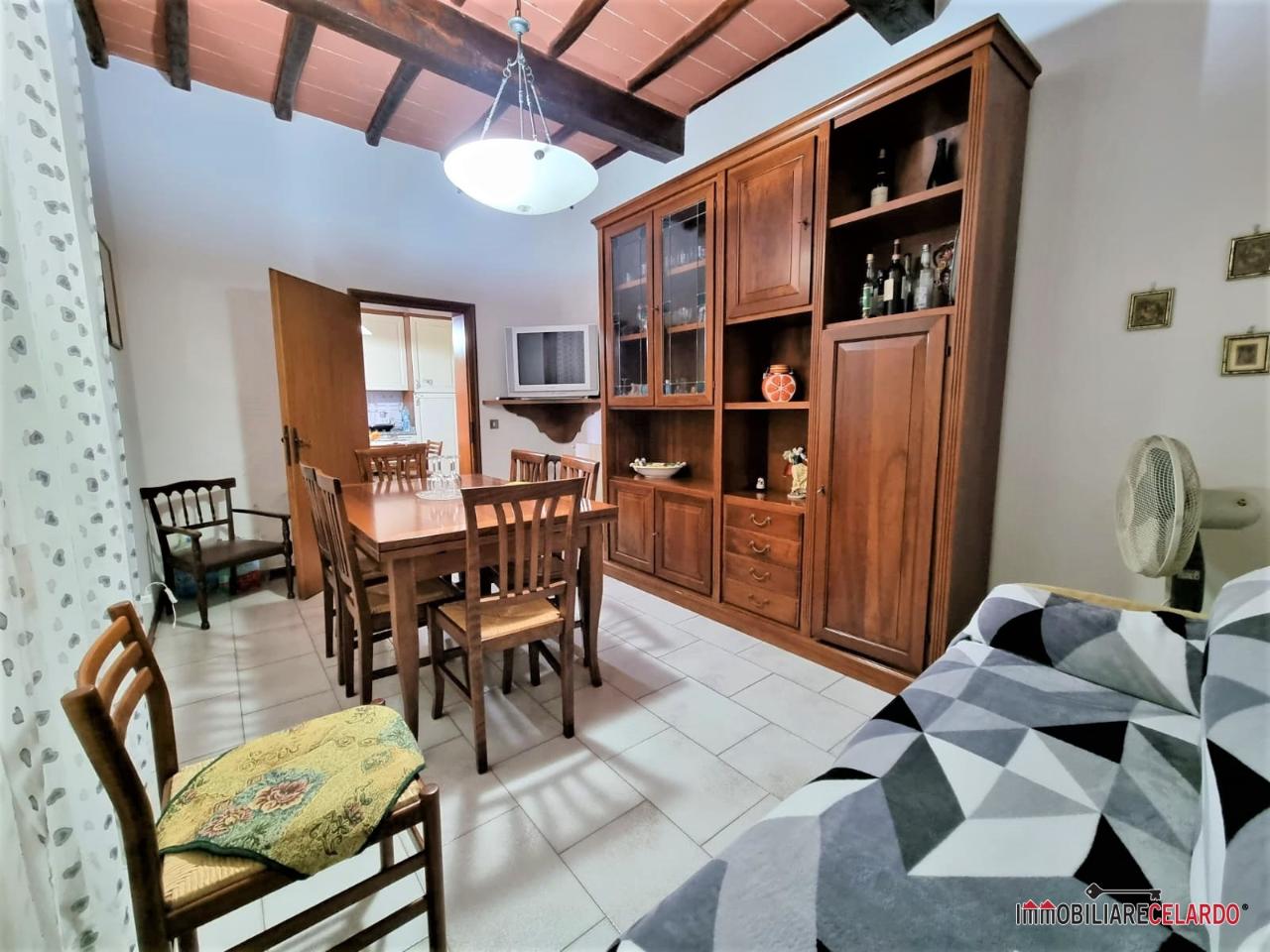 Appartamento in vendita a Colle Di Val D'Elsa