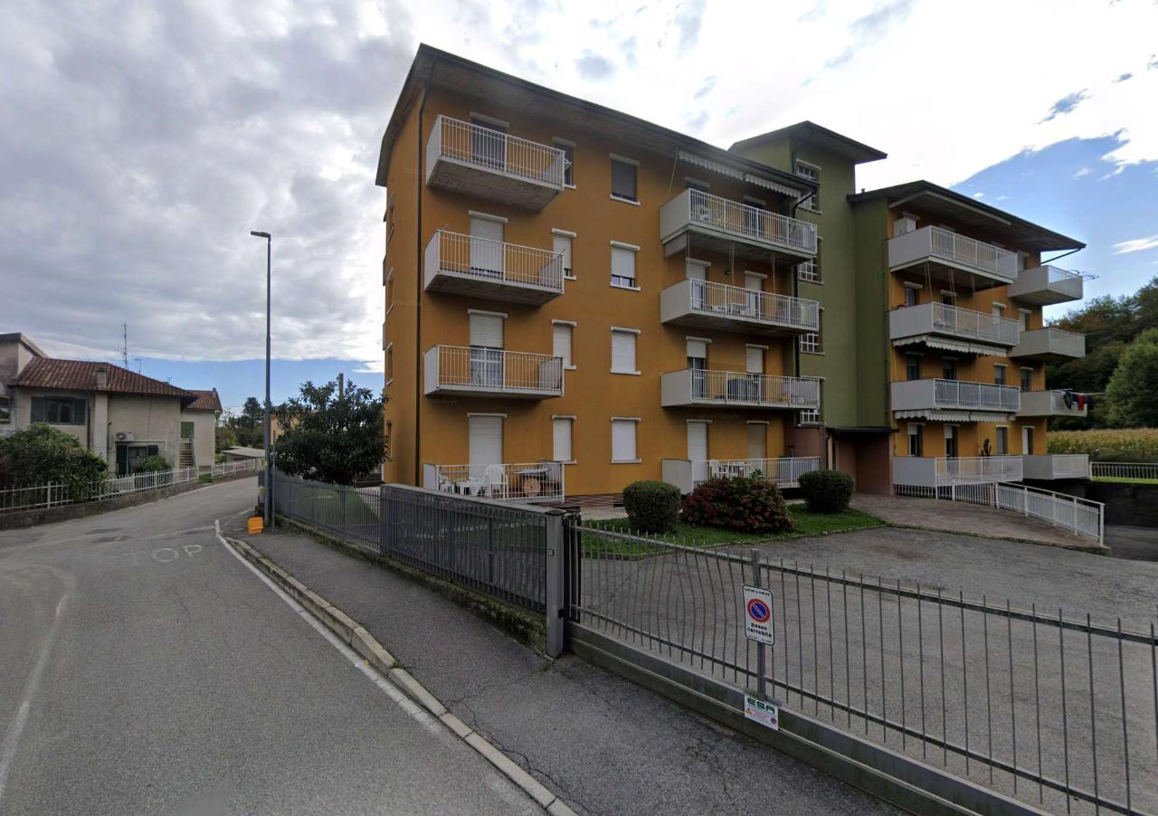 Garage - Posto auto in vendita a Pontida