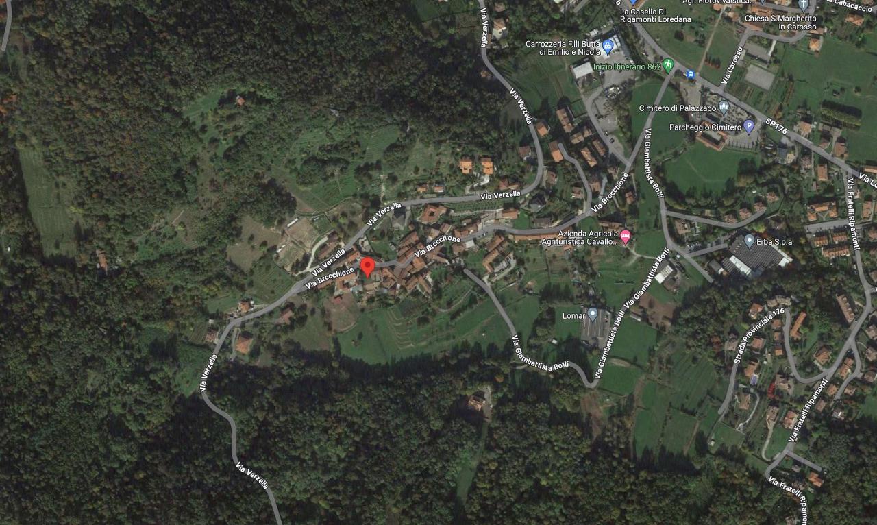 Posto auto in vendita a Palazzago