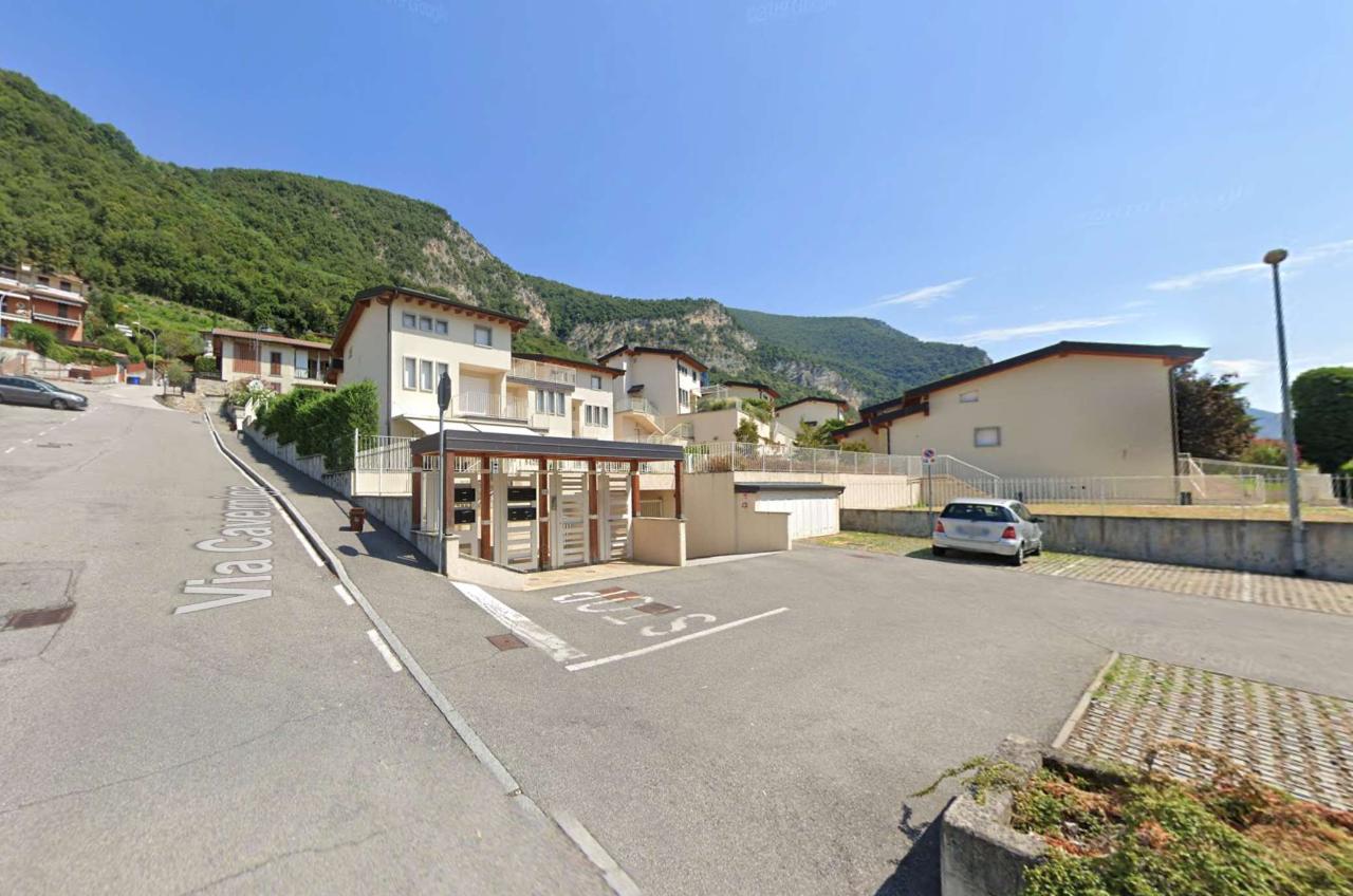 Garage - Posto auto in vendita a Sarnico