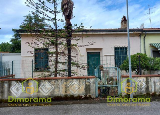 Casa indipendente in vendita a Viareggio