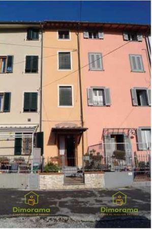 Casa indipendente in vendita a Lucca