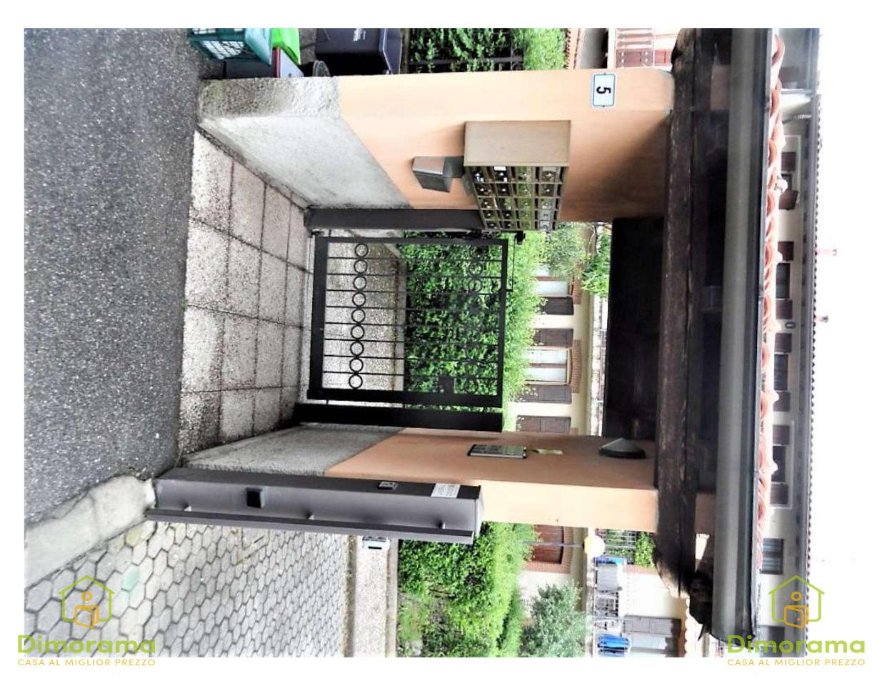 Appartamento in vendita a Bonate Sotto