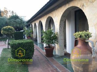 Villa in vendita a Follonica