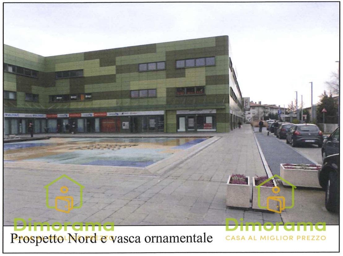 Palazzina commerciale in vendita a Conegliano