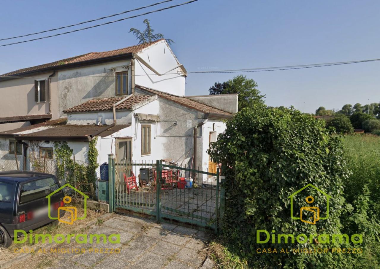 Villa plurifamiliare in vendita a Cavarzere