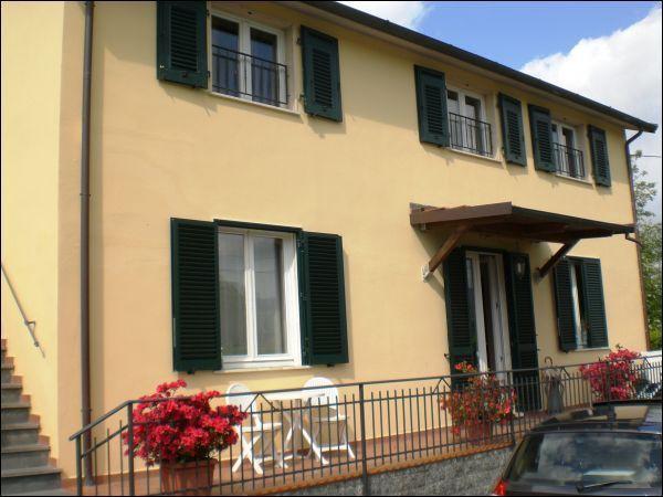 Villa a schiera in vendita a Sarzana