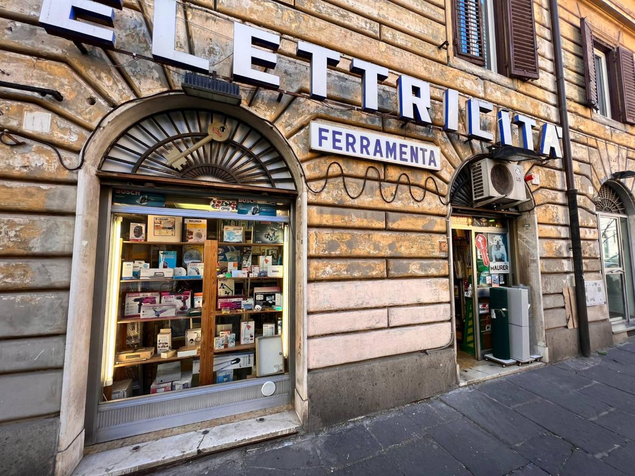 Negozio in vendita a Roma